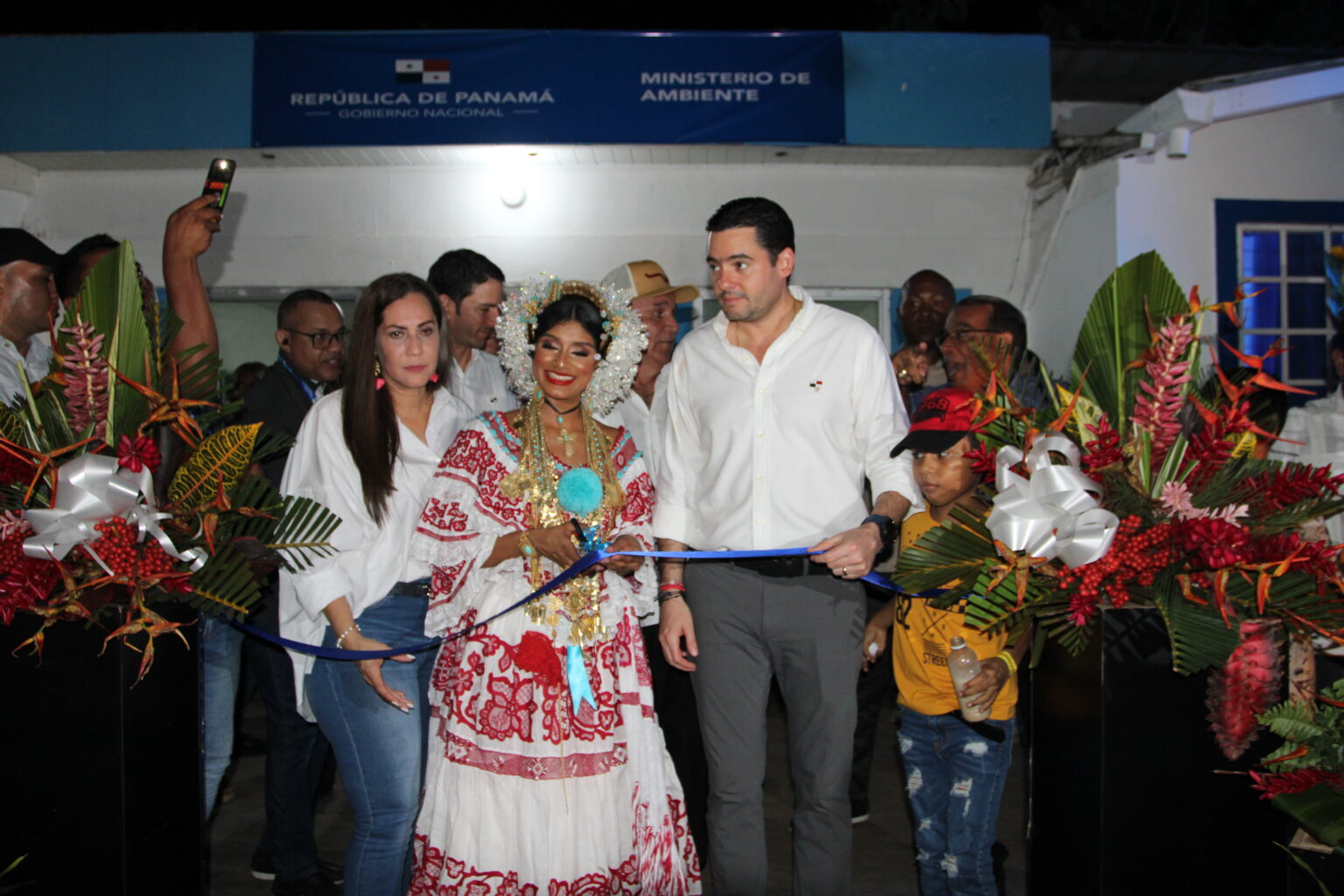 MiAMBIENTE Panamá Oeste ofrece información de trámites en pabellón en ...