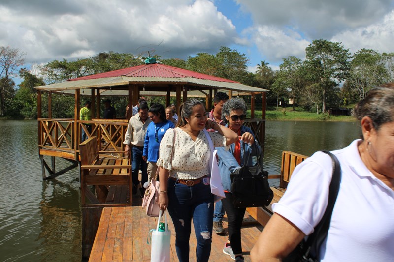Integrantes de los CCH conocen del proyecto “Lago Río Sereno” - MiAmbiente