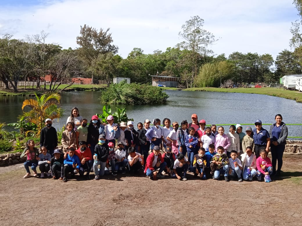 Estudiantes disfrutan y aprenden con las bondades naturales del río ...