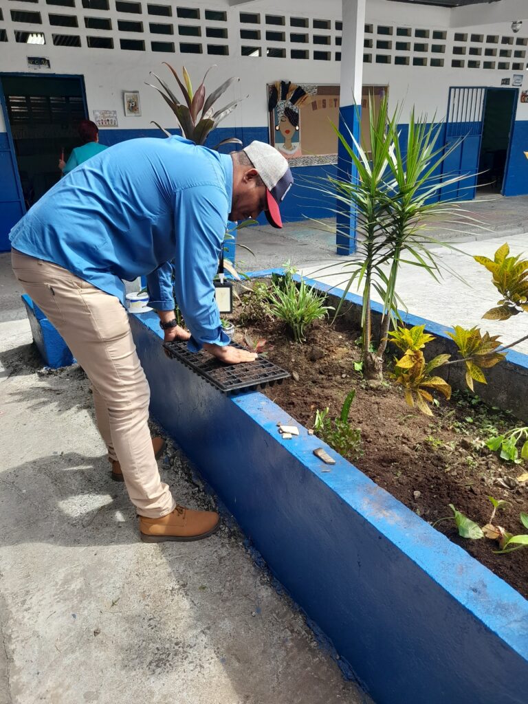 Comité de la Cuenca Hidrográfica No. 142 Conmemora la Fiesta del Árbol ...