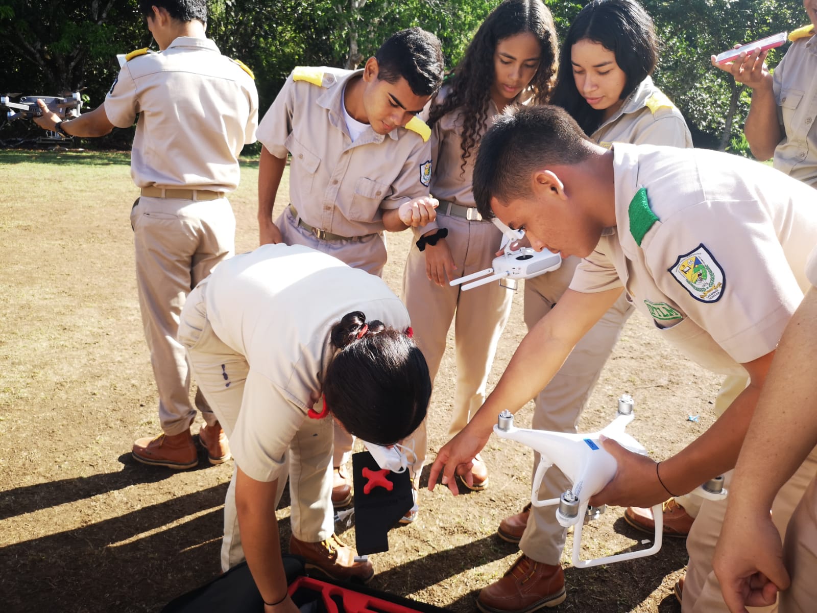 MiAMBIENTE capacita a estudiantes del IPTA de Las Minas sobre uso de ...