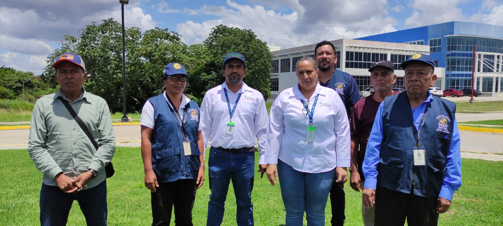 Se dicta capacitación sobre permisos de tala y demás servicios institucionales - MiAmbiente