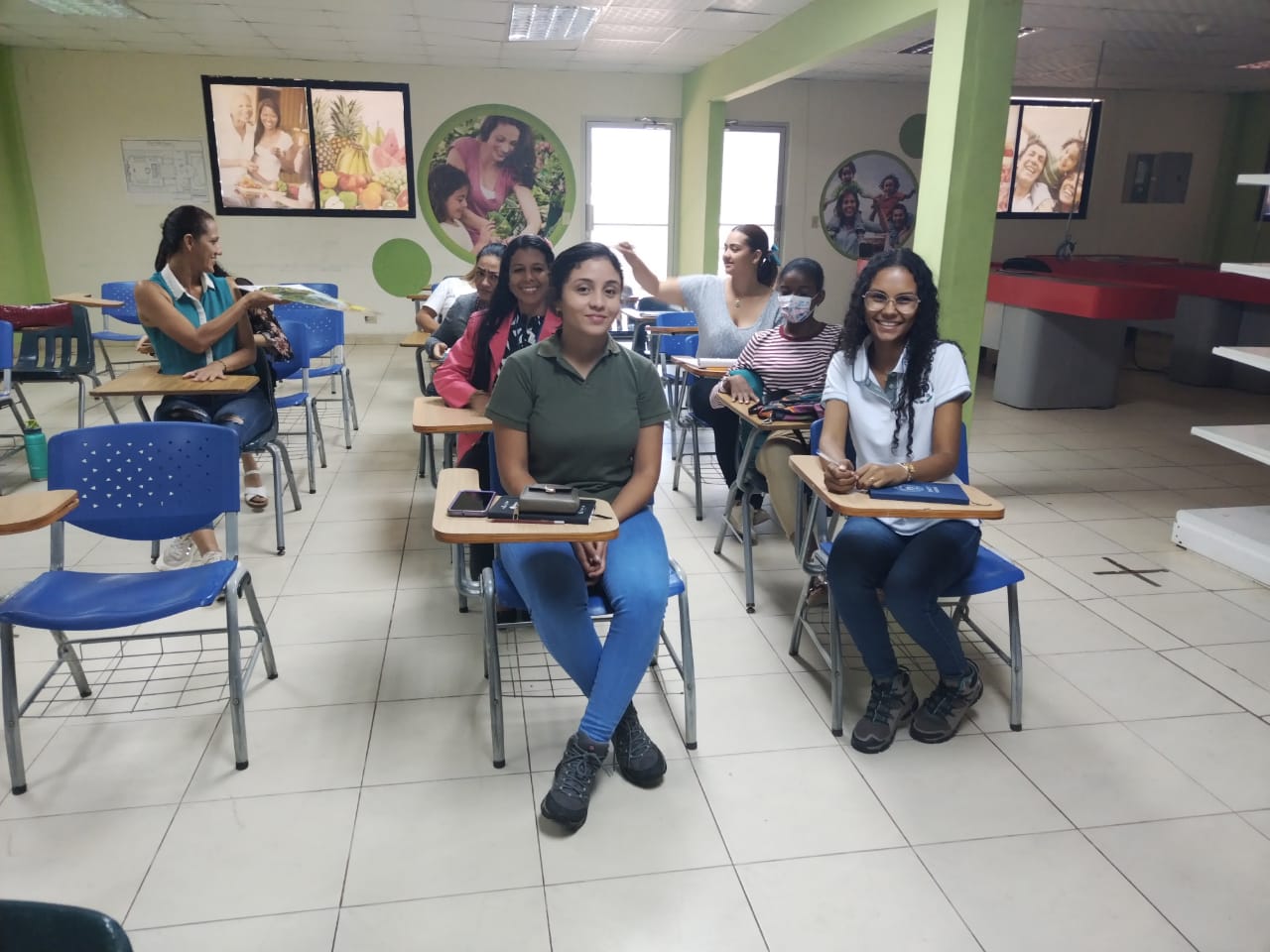 Estudiantes son capacitados sobre los recursos marinos costeros ...