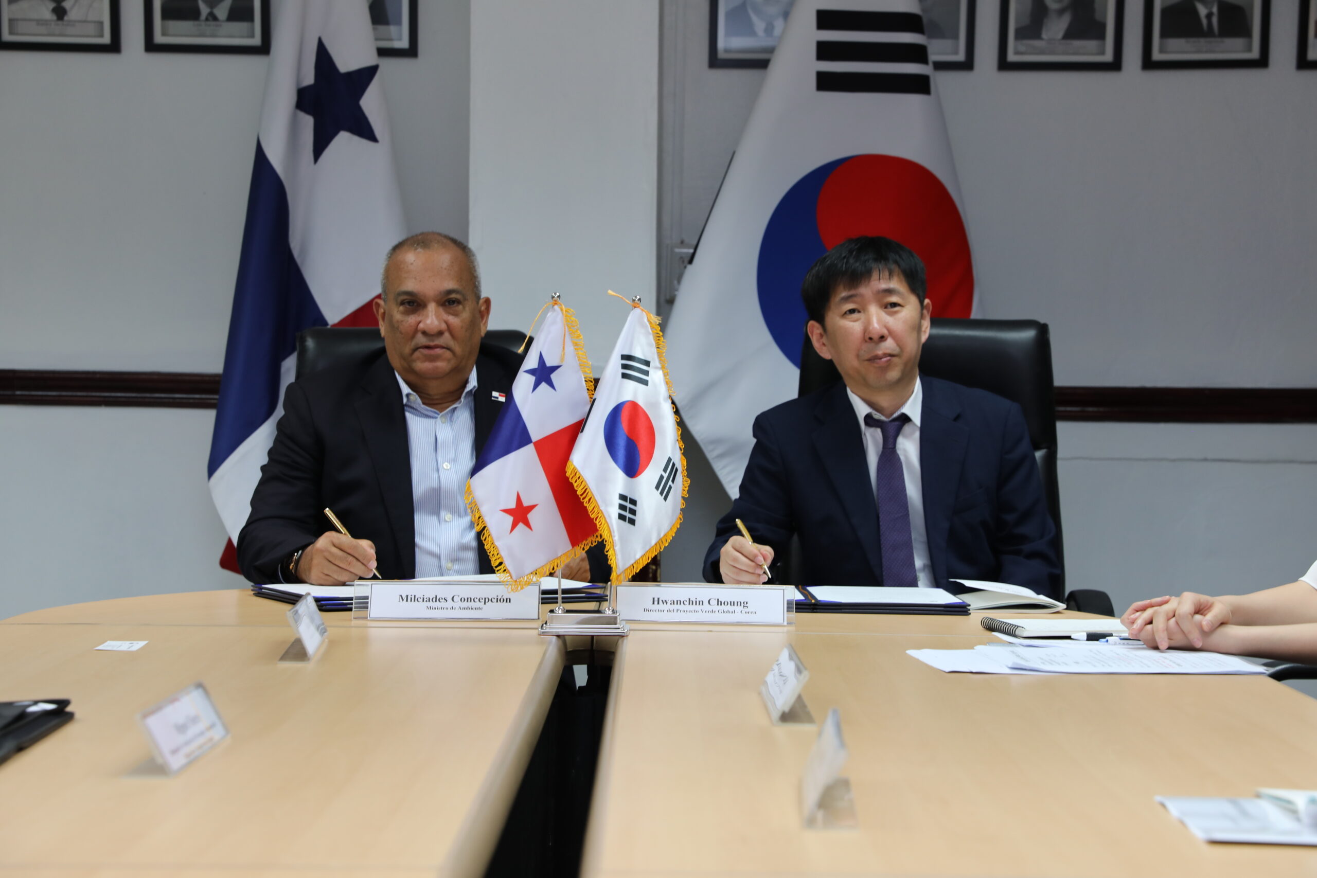 Corea del Sur y Panamá suscriben acuerdo de entendimiento sobre gestión ...